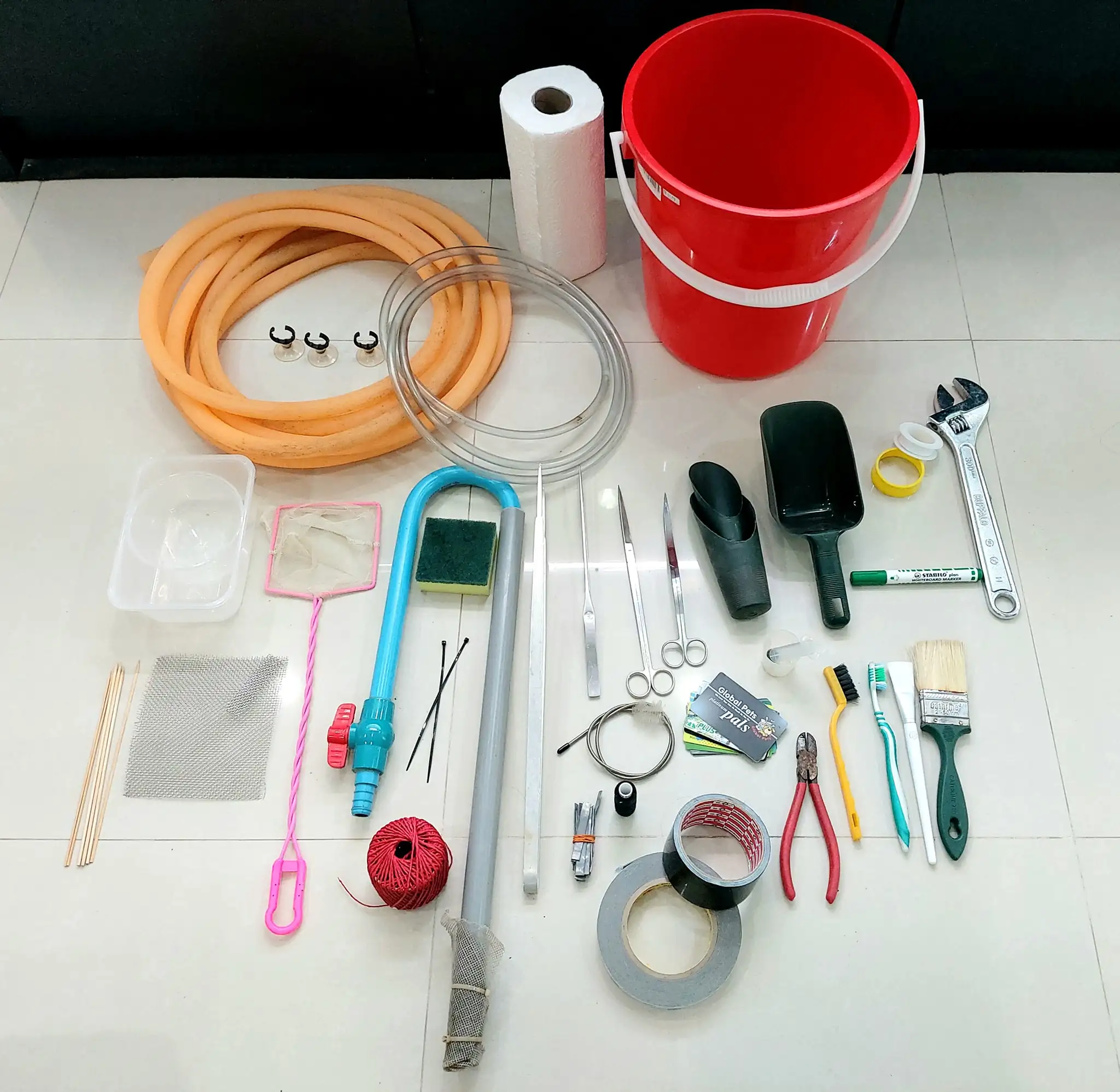 What Essential Aquascaping Toolkit do famous aquascaper Josh Sim use ...